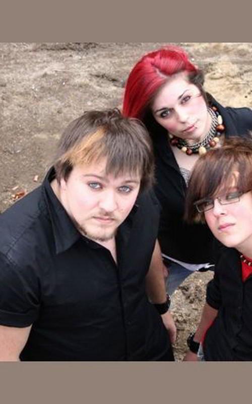 Quiz: Which Depressed Goth Stock Photo Model Matches Your Mood?