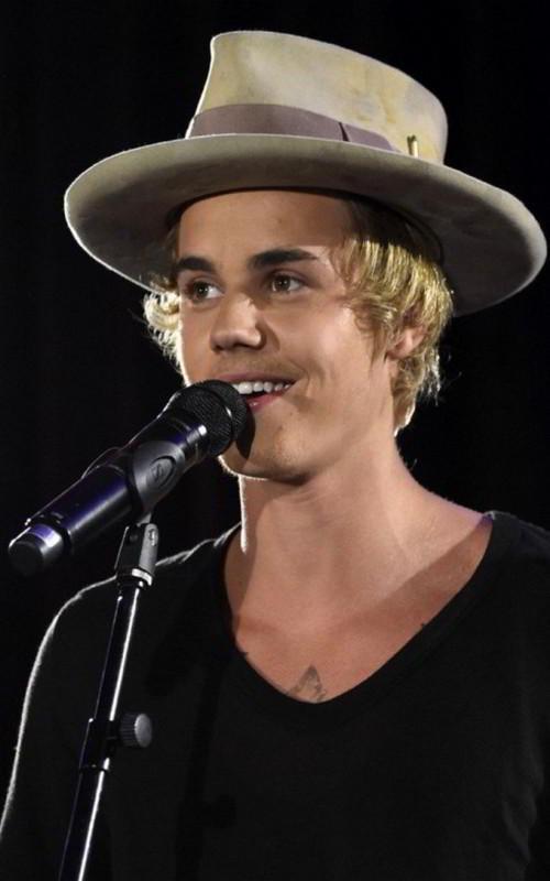 Discover Your Hair Color Based on Your Hat Preferences